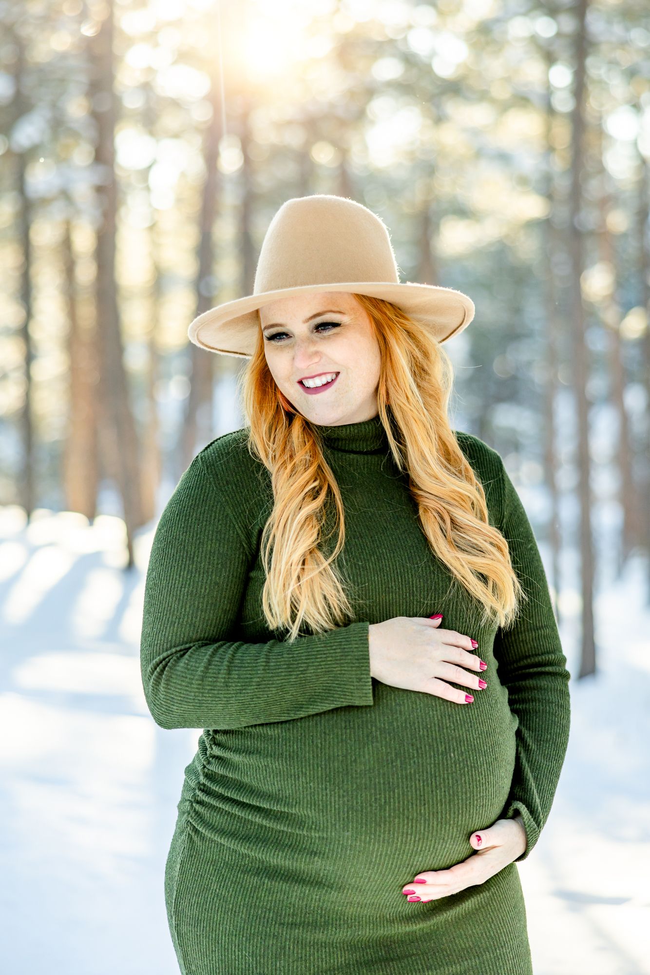 Winter Wonderland Maternity Session in Black Forest, Colorado - Eden's ...