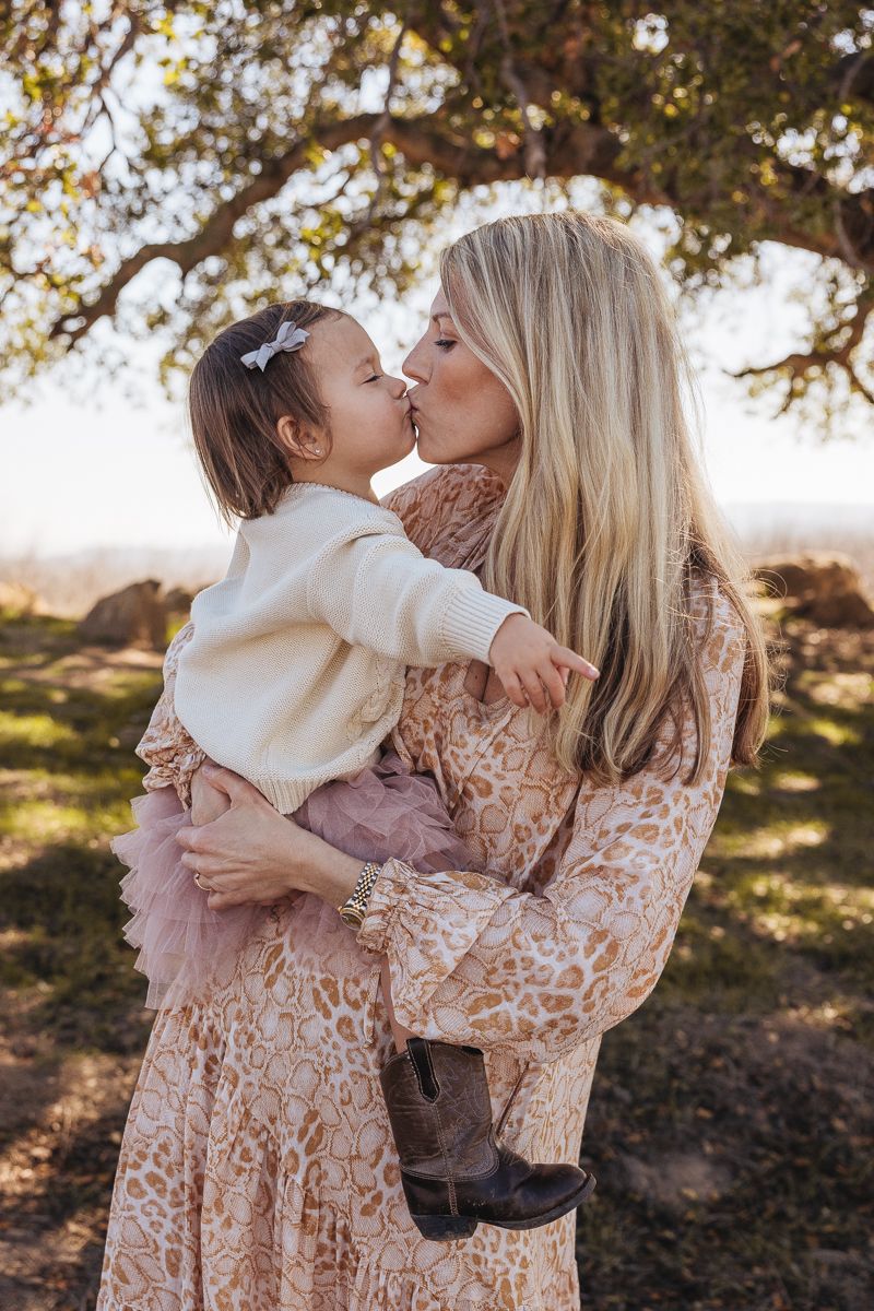 Santa Barbara Photographer Outfit Inspiration Guide - Tristin Tracy ...