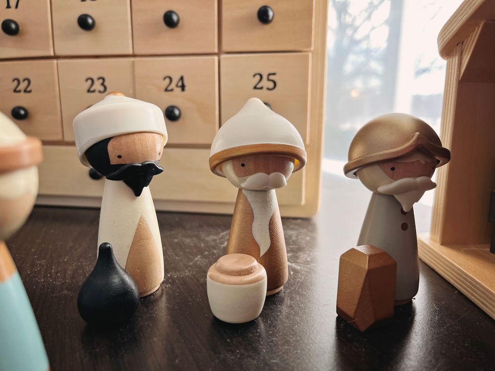 The Rescuer – Nativity Advent Set Review - Annie Jane Photography ...