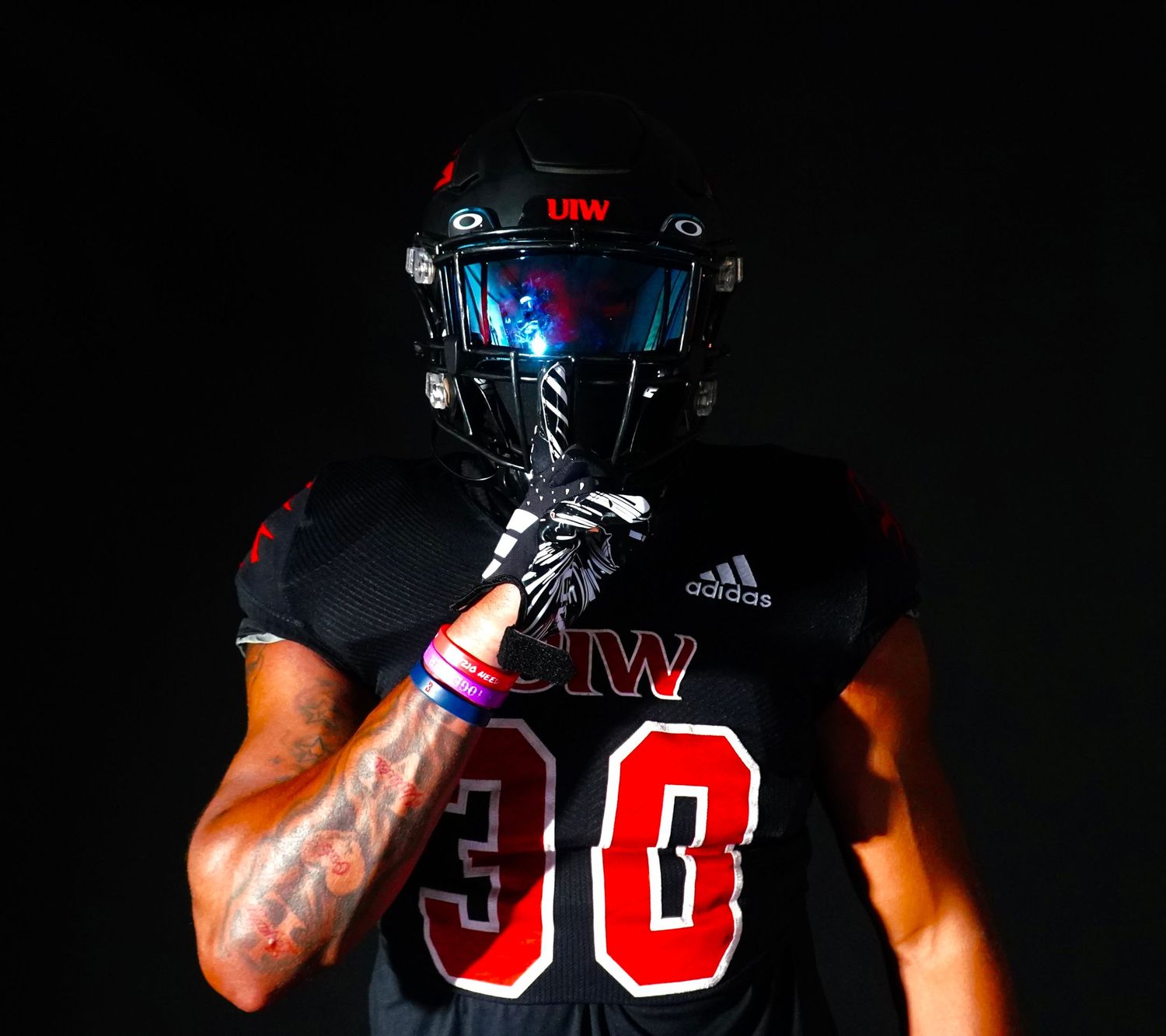 UIW Football - Aaron Meullion Muli Media