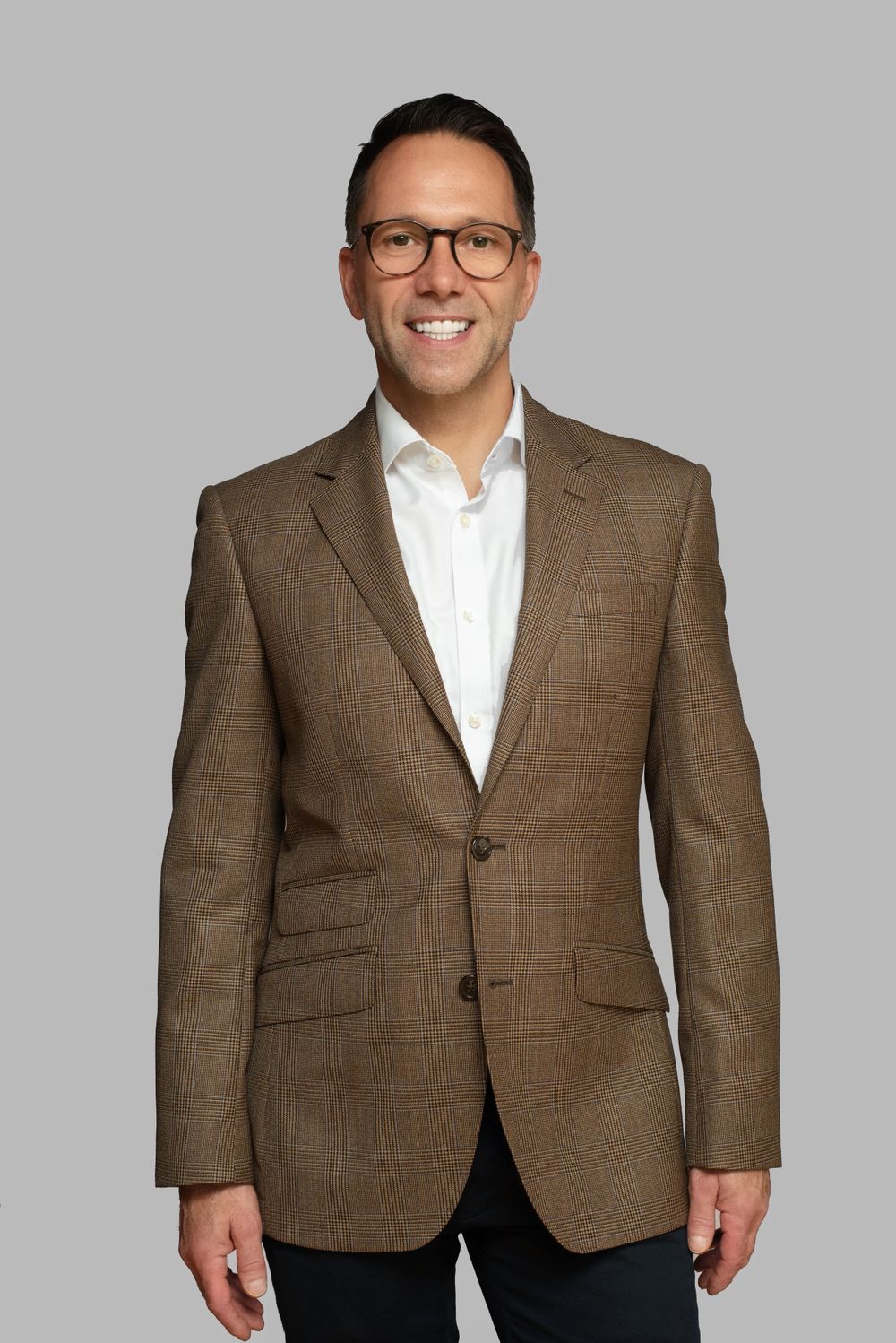 Professional Headshots - Sam Mackenzie Armstrong Photography