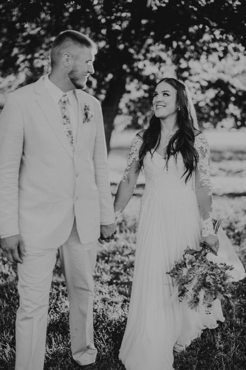 A Western Chic Wedding in Washington | Jacob + Sidney - Sydney Nichole ...