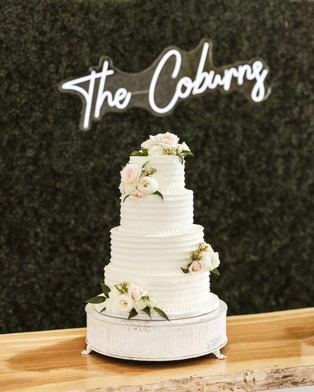 Rainy-Day Wedding at Deep in the Heart Farms | Brenham, TX - Kendall ...