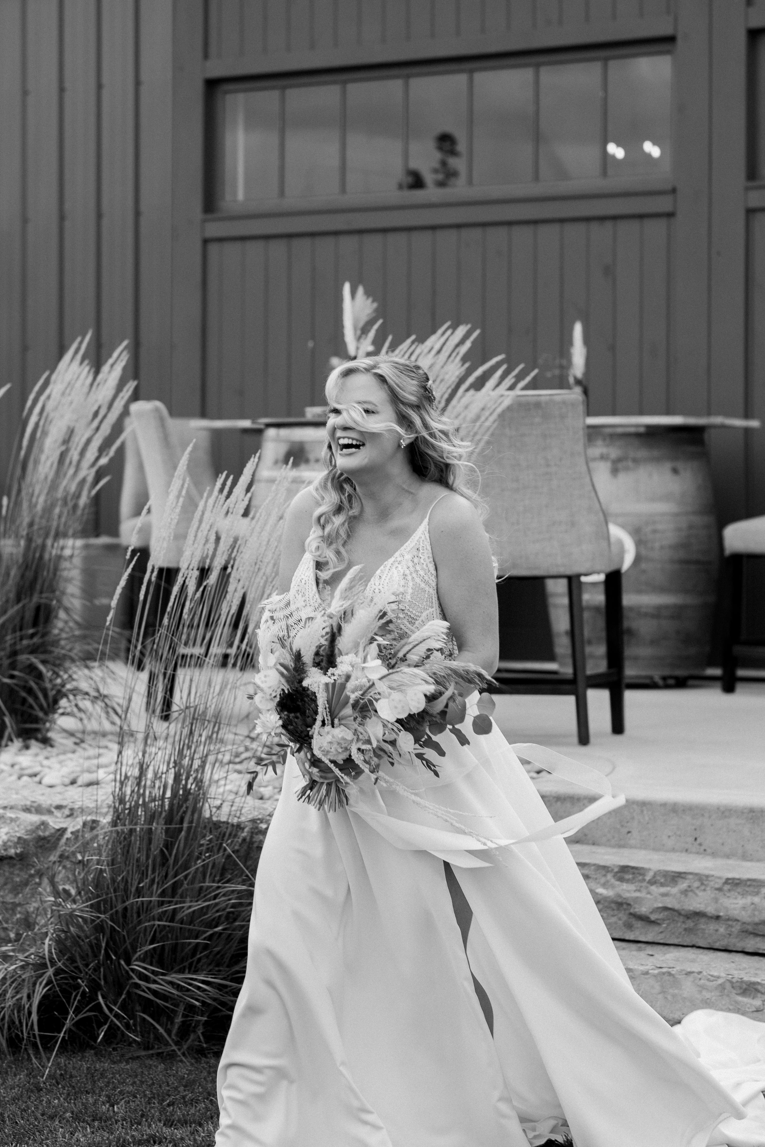 Meg + Greg | Barn Swallow Fields - Katie Crane Photography | Toronto ...