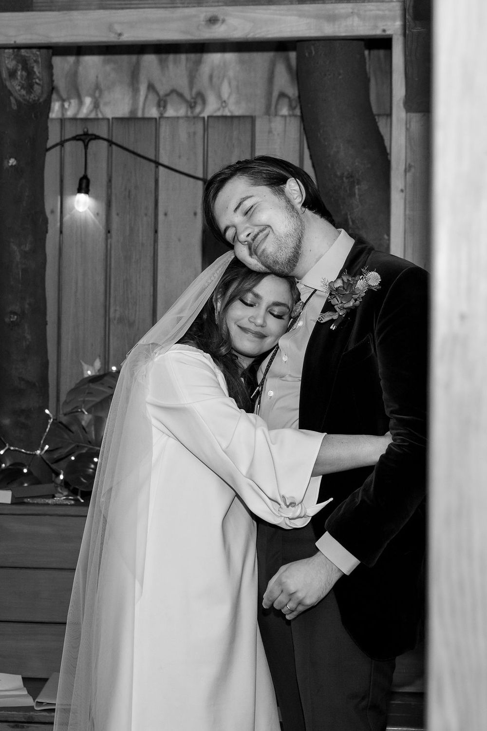 Brooklyn Meets Southwest: A Vintage Wedding Story - Emily Louick ...