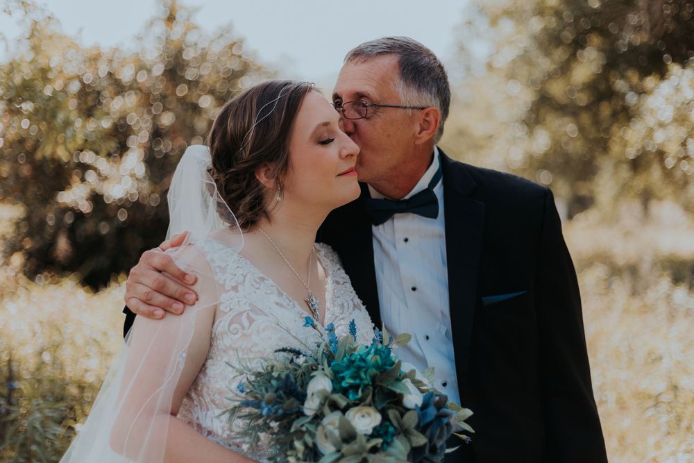 A Whimsical Lord of The Rings Themed Wedding - Liz Nowling Photography