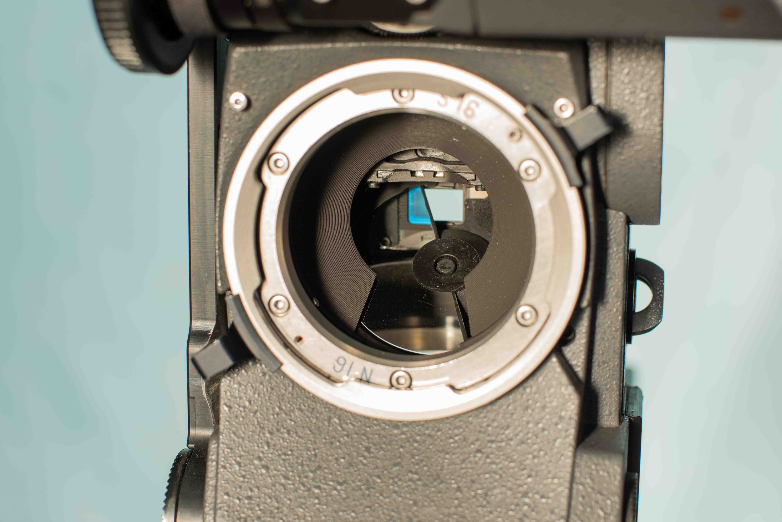 Arriflex 16 SR2 Overview (With Images) - Nkosi Roma | 16mm Film DP