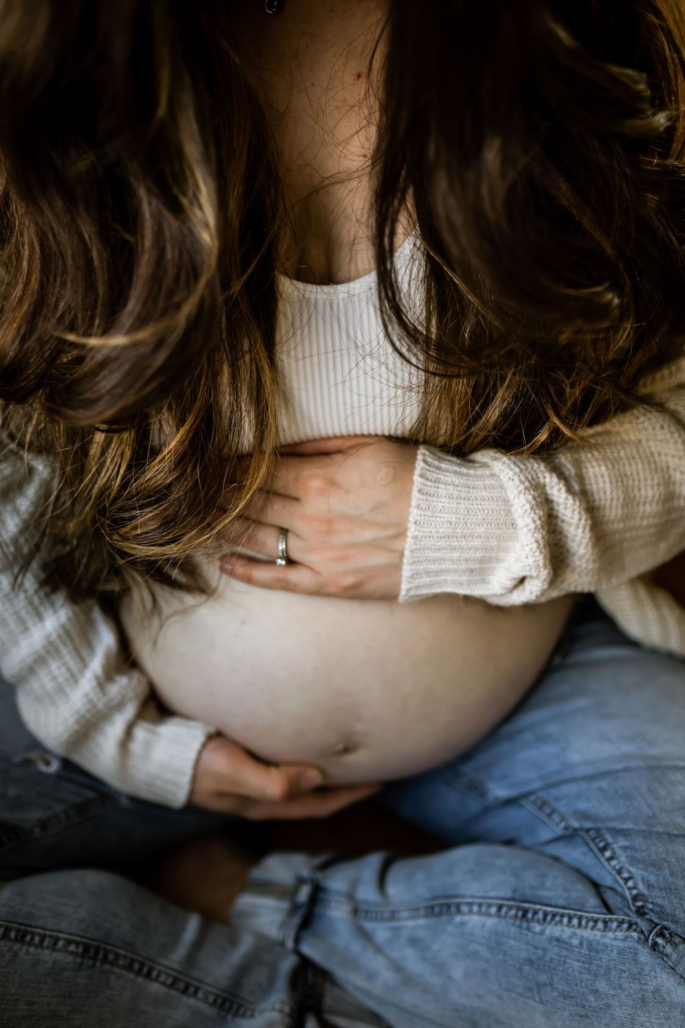 3 Perfectly Good Reasons It's Time to Do a Bare Bump Maternity Photo ...
