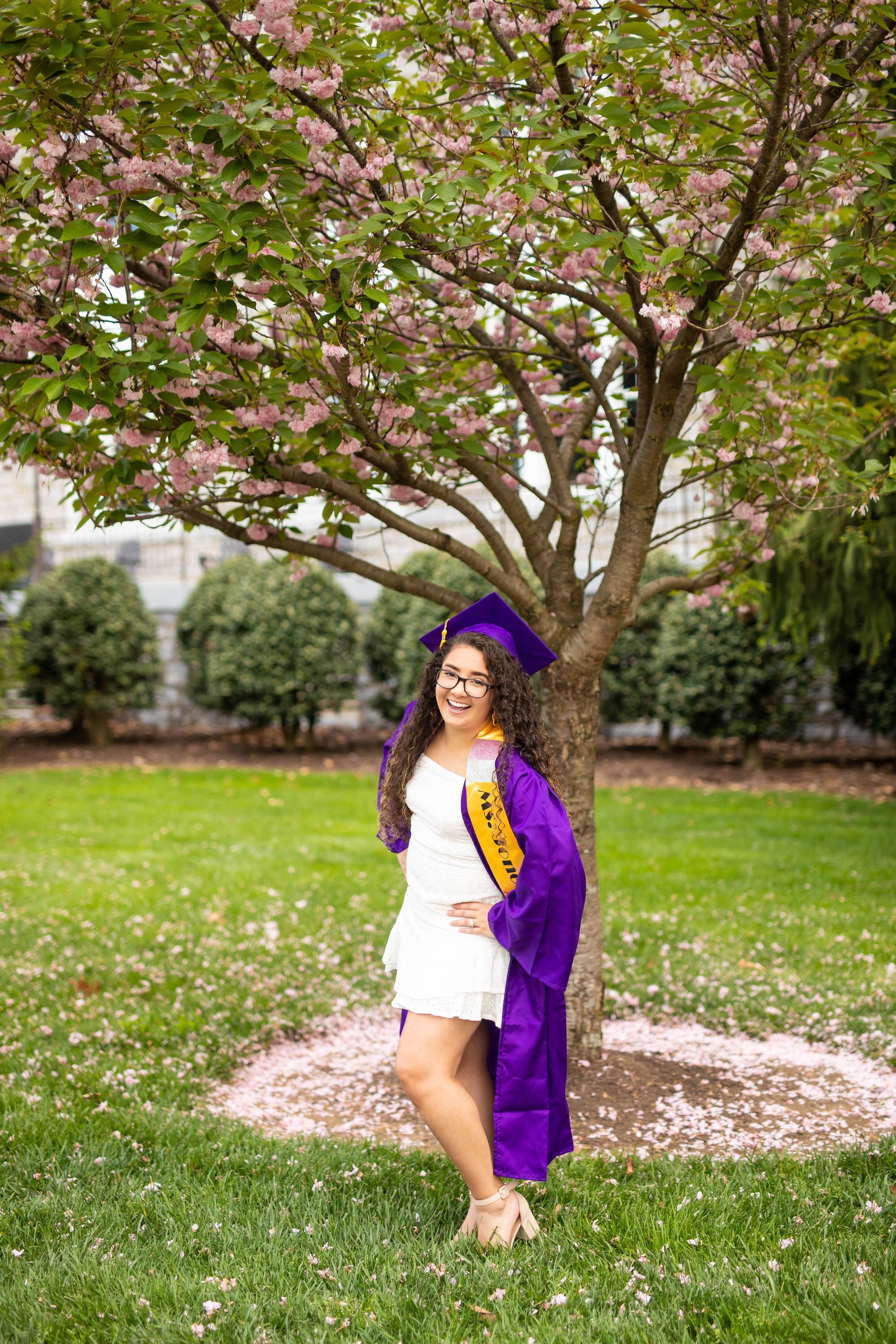Hannah Grad 2022 - Butterfly Moments Photography by Jessica Stewart