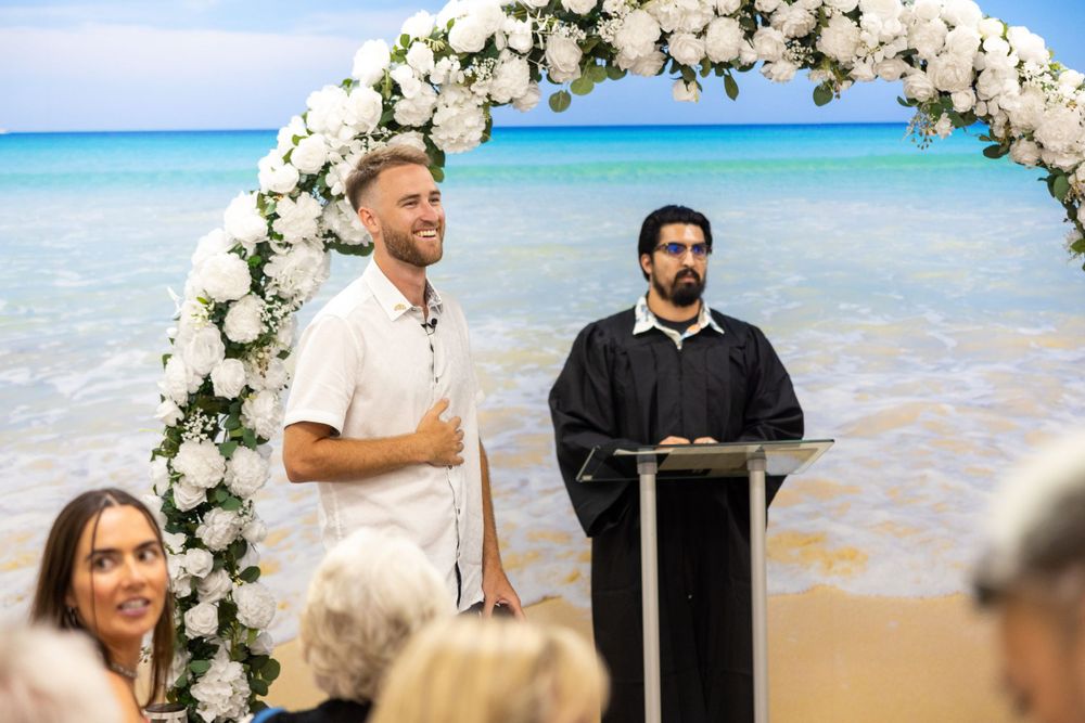 Megan & Sean - Laguna Hills Courthouse - Adam Levinstein Photography