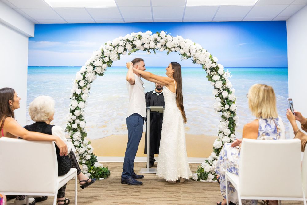 Megan & Sean - Laguna Hills Courthouse - Adam Levinstein Photography