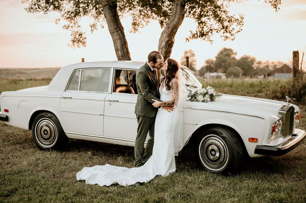 Stunning August Wedding in Oregon | Chandler + Ryann - Sydney Nichole ...