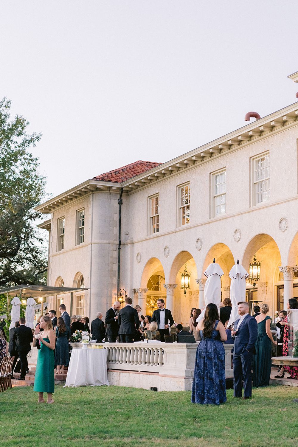 Commodore Perry Estate Wedding - Sarah Tribett Photography
