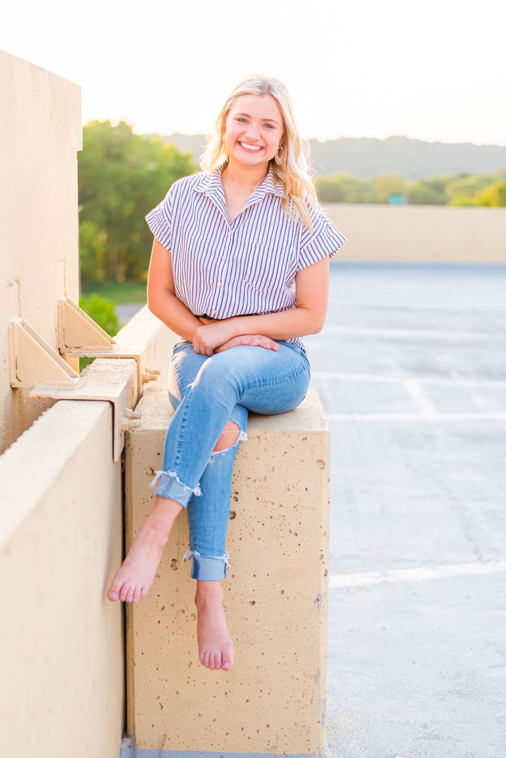 Ava | Downtown Mankato and Rasmussen Woods Senior Session | Southern ...