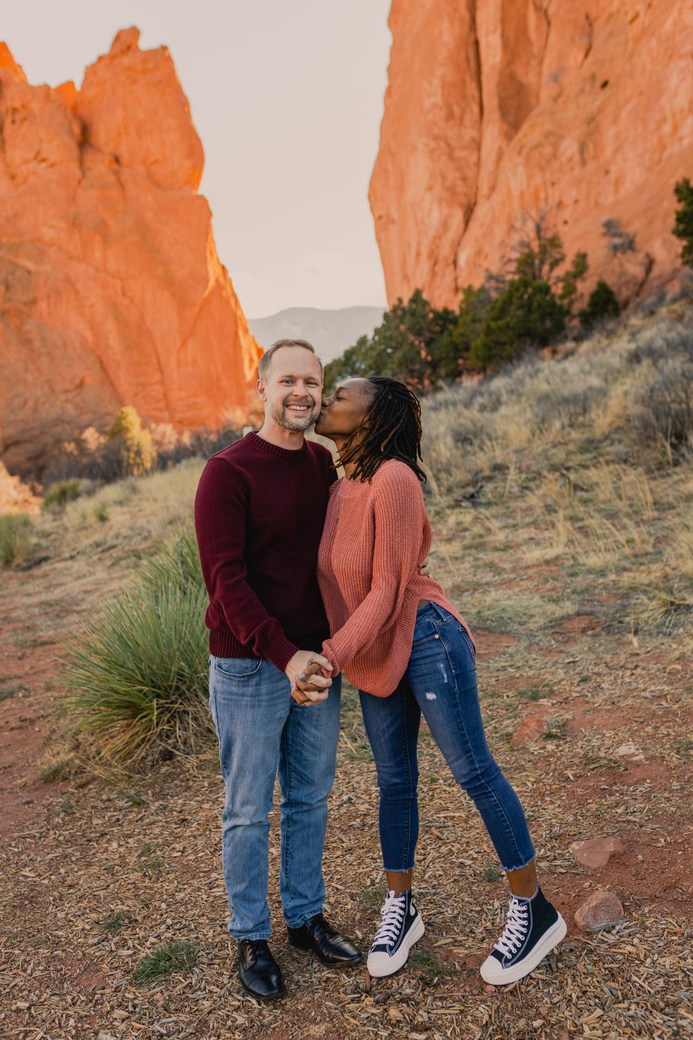 Garden of the Gods Engagement Session - Erica Dragon Photography ...