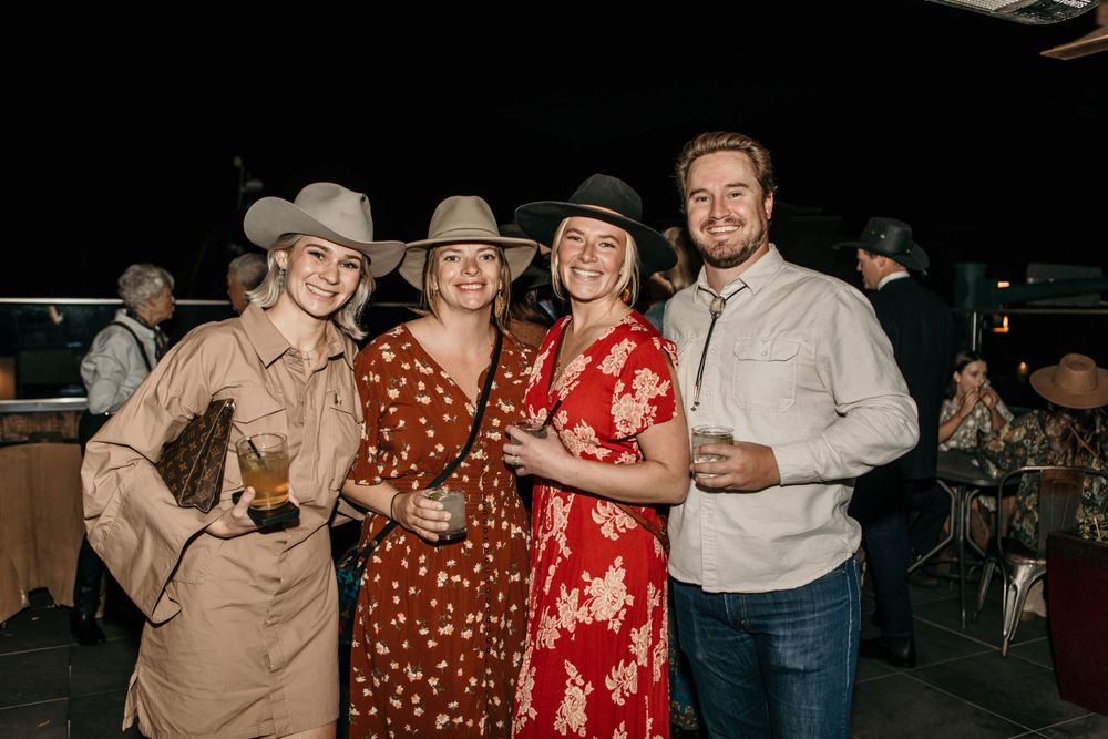 Mattie and Martha's Sun Valley Fall Wedding - Sofia DeWolfe | Sun ...