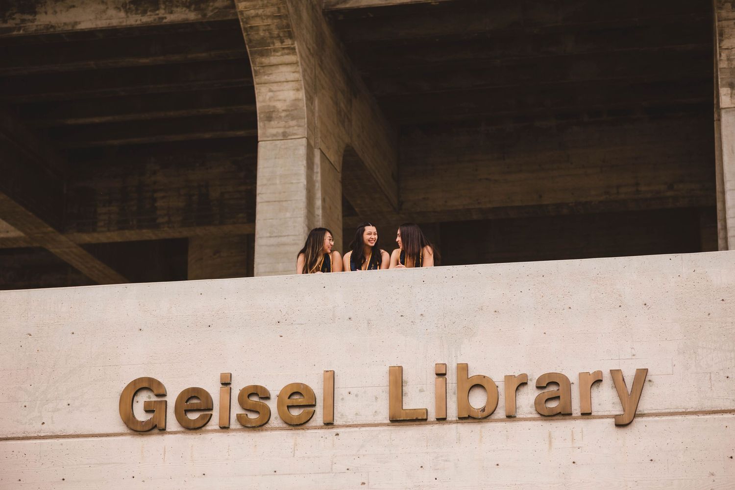 Contact - Desmond Lai Photography | San Diego Photographer