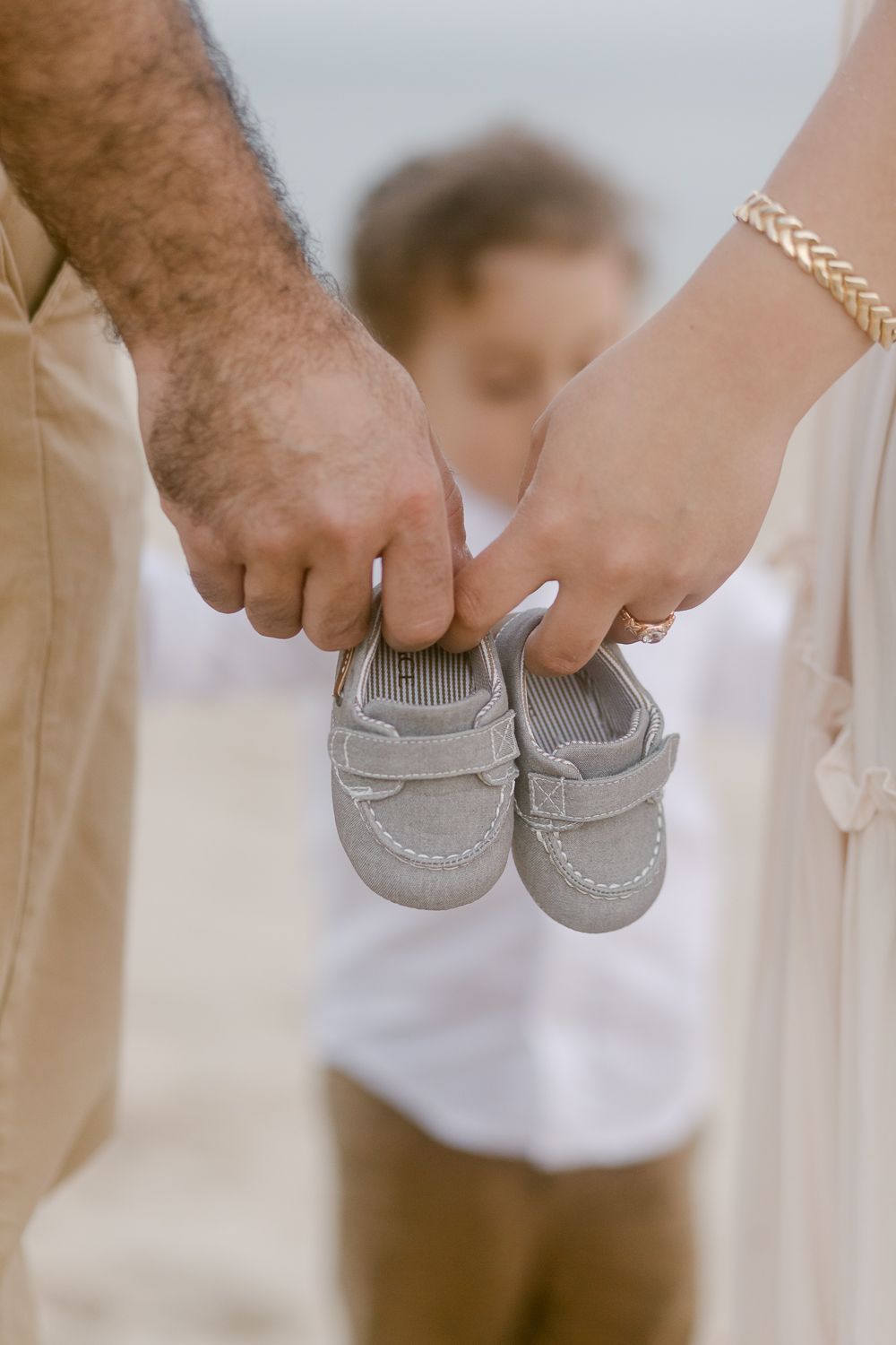 NYC Family Photographer: Beach Maternity Session tips | Paula Brearley ...