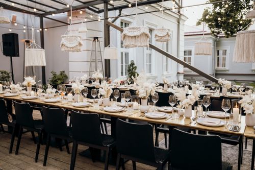 JAUKIOS VIETOS VESTUVĖMS VILNIUJE - Kristina Chéri Photography