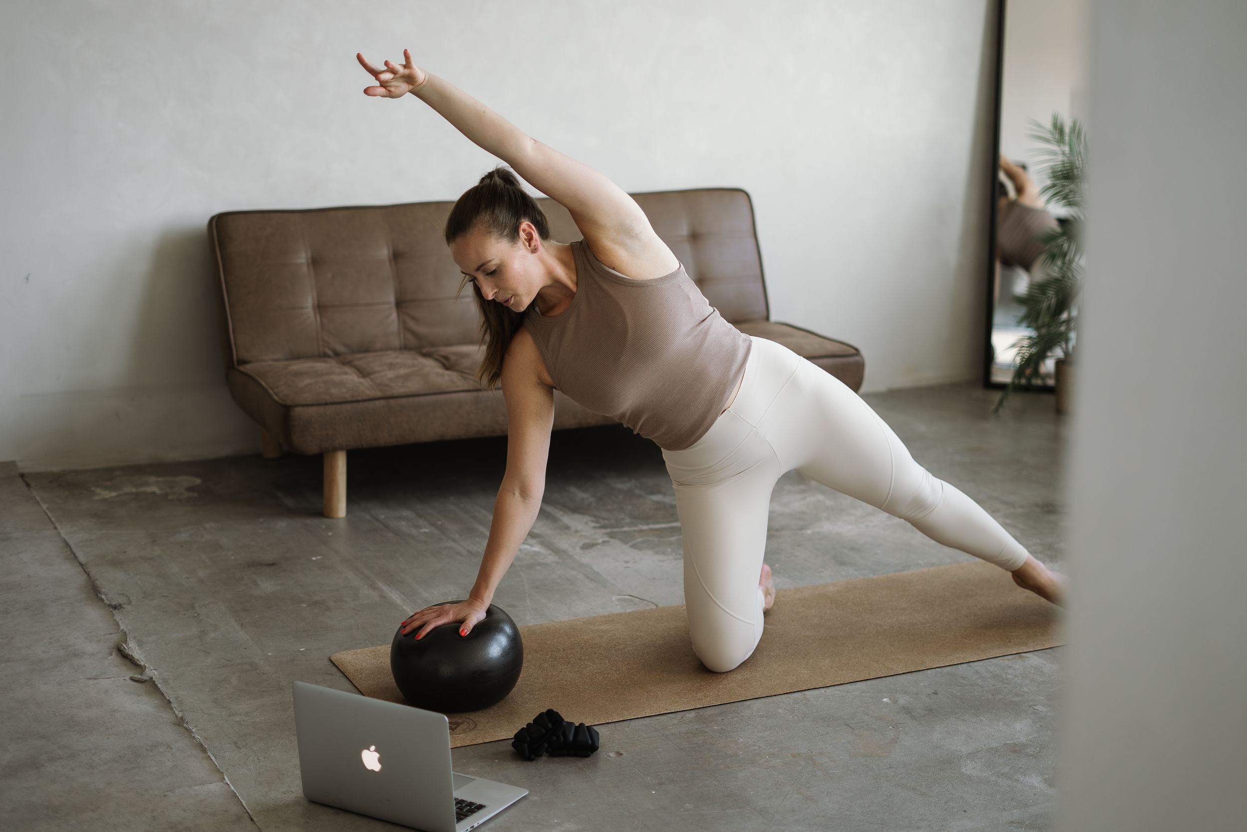 Case Study: Building a Consistent Digital Presence with Evolve Wellness - Des Iles Photography