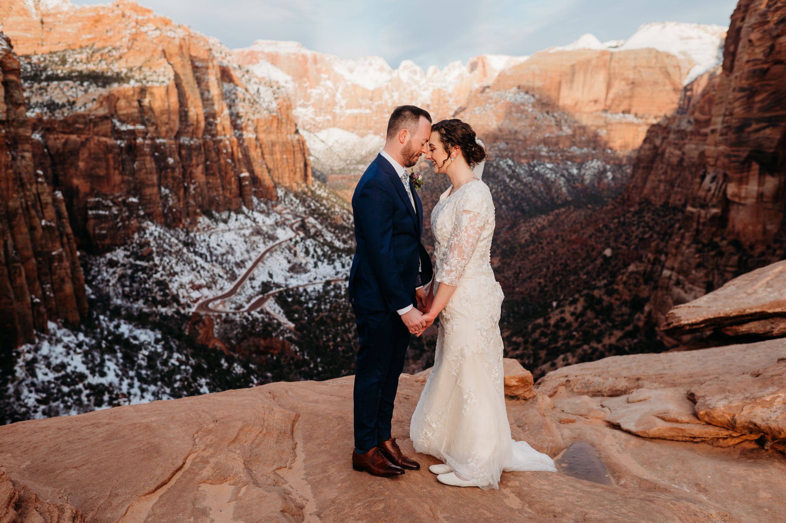 The 6 Reasons to Have a Zion National Park Wedding - Casandrah Jensen ...