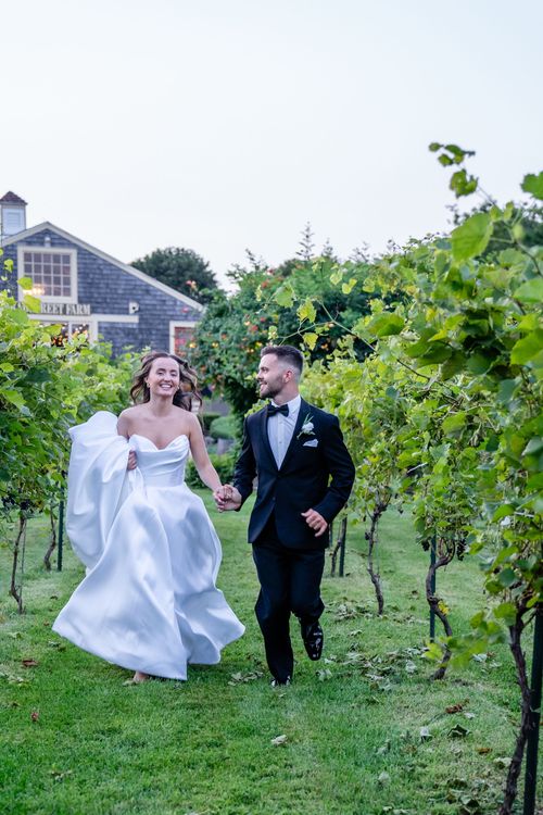 Capturing Love at The Barn at Bradstreet Farm: Kelly + Will's Wedding ...