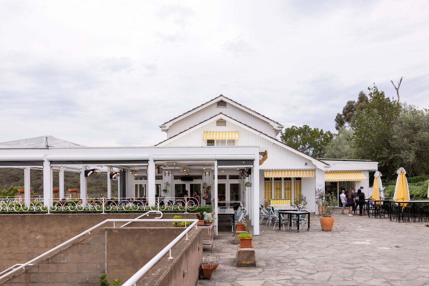 Testimonials - Ligthbox Media