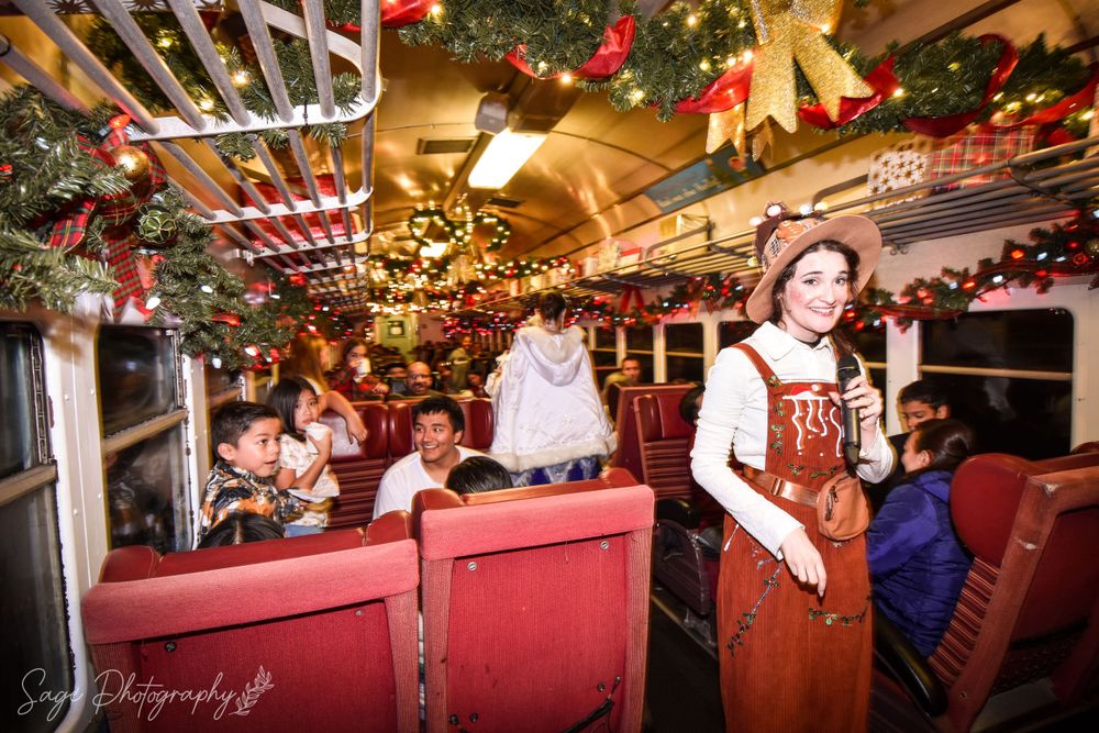 Essex Steam Train - North Pole express - Sage Photography CT