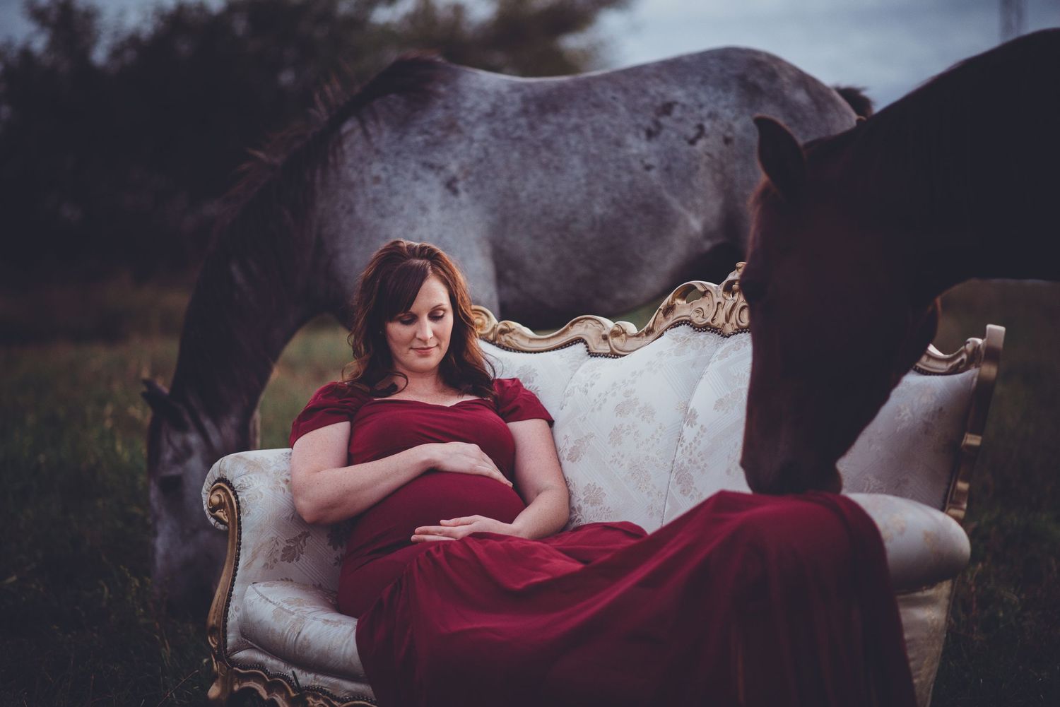Maternity - Country Roots Photography