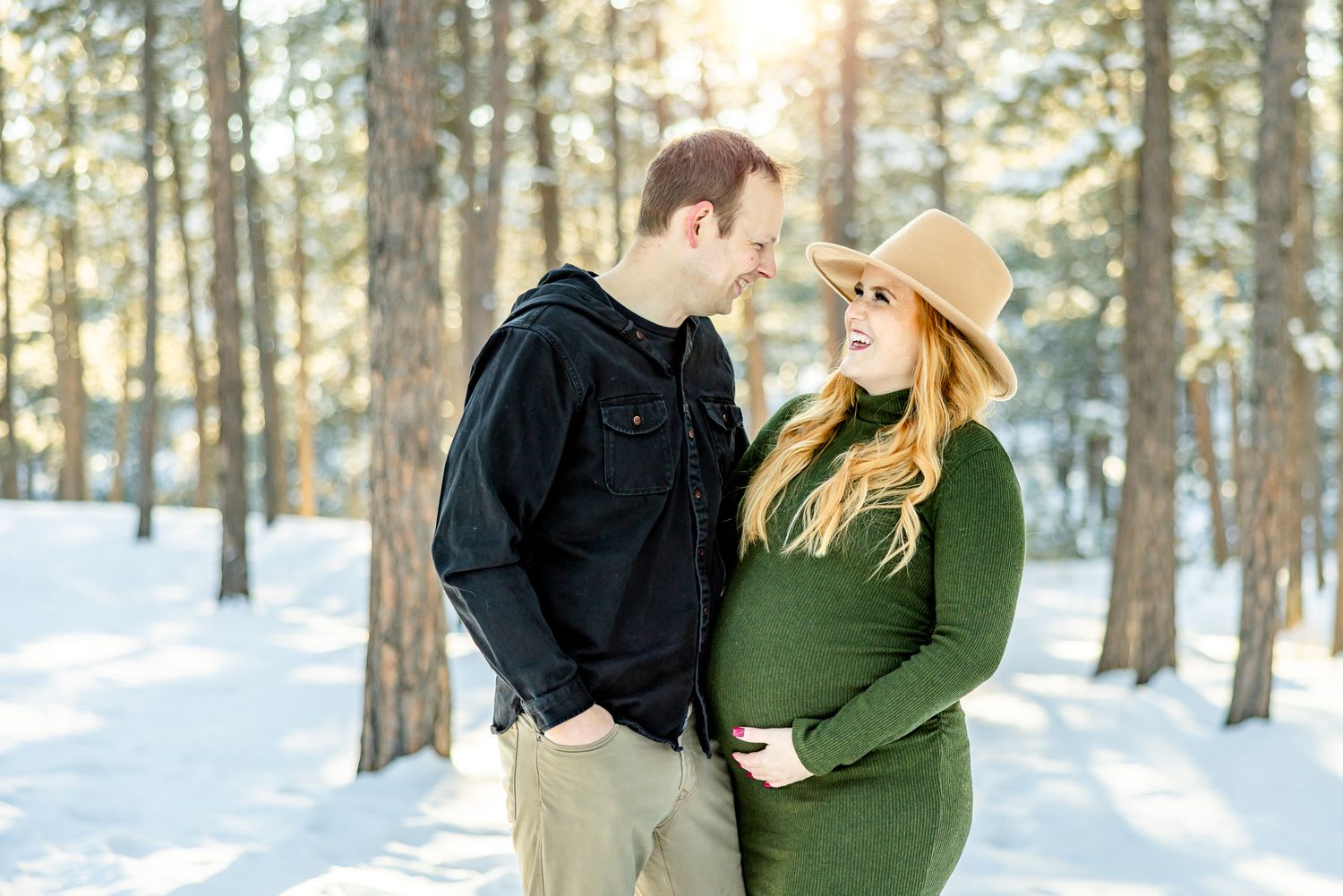 Winter Wonderland Maternity Session in Black Forest, Colorado - Eden's ...