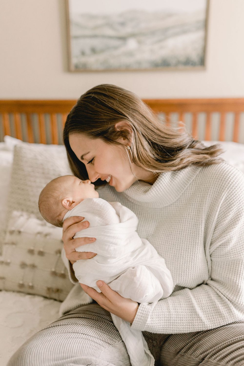 Posing Mom + Baby | Austin Lifestyle Newborn Photographer - Kacie ...
