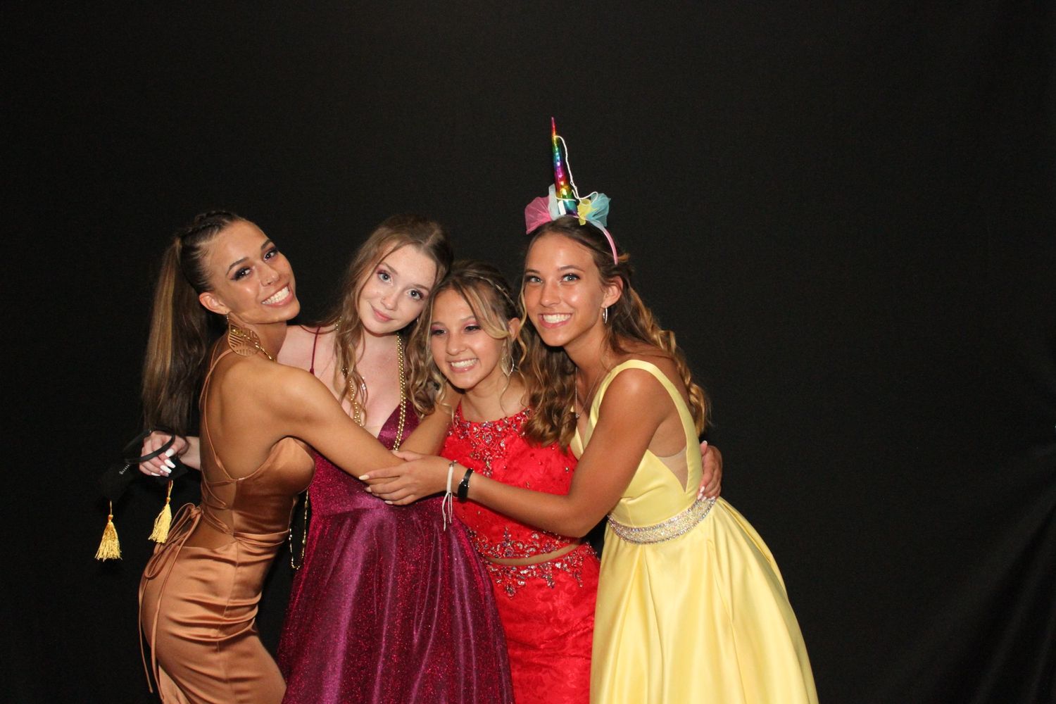 How To Plan The Perfect Homecoming Dance - Snap 'N Pics