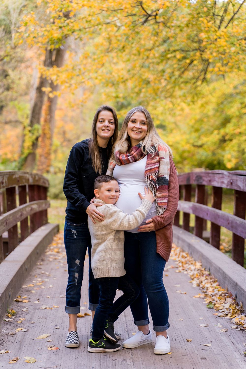 Fall Sunrise Maternity Session at Ellison Park - Nicole Coons Photography