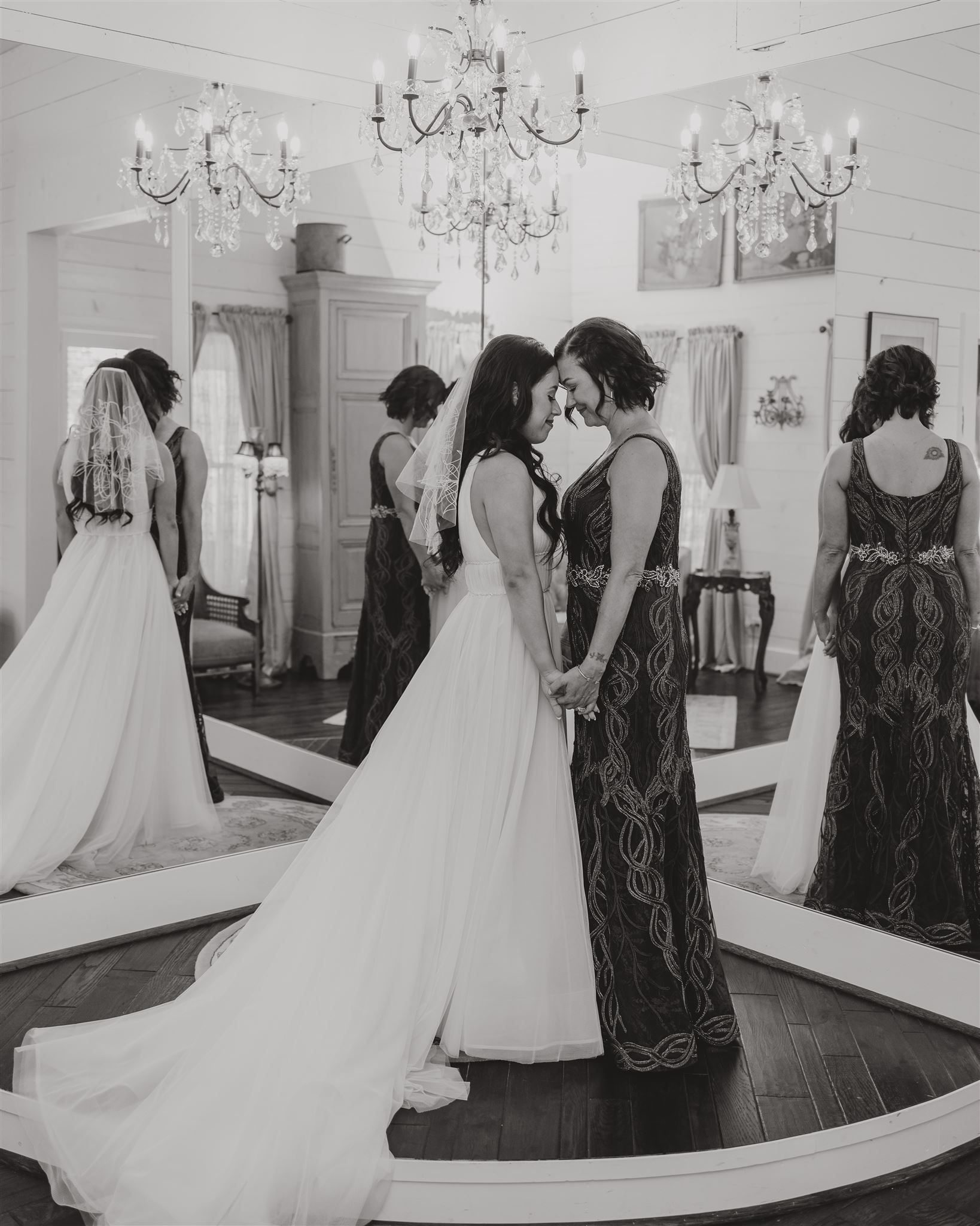 Joy-filled Wedding at The Pattison House - Mandi Roach Photography ...