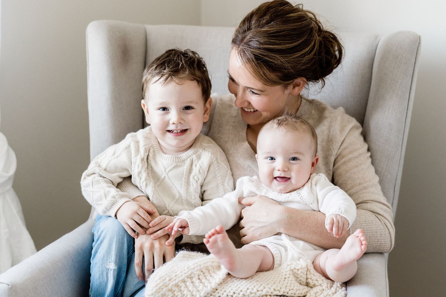 Family In-Home Lifestyle Session - C Photography | Lifestyle Photographer