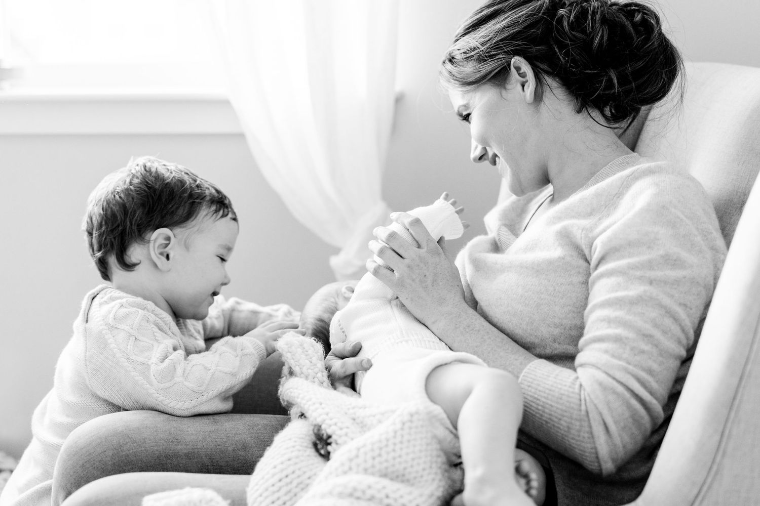 Family In-Home Lifestyle Session - C Photography | Lifestyle Photographer