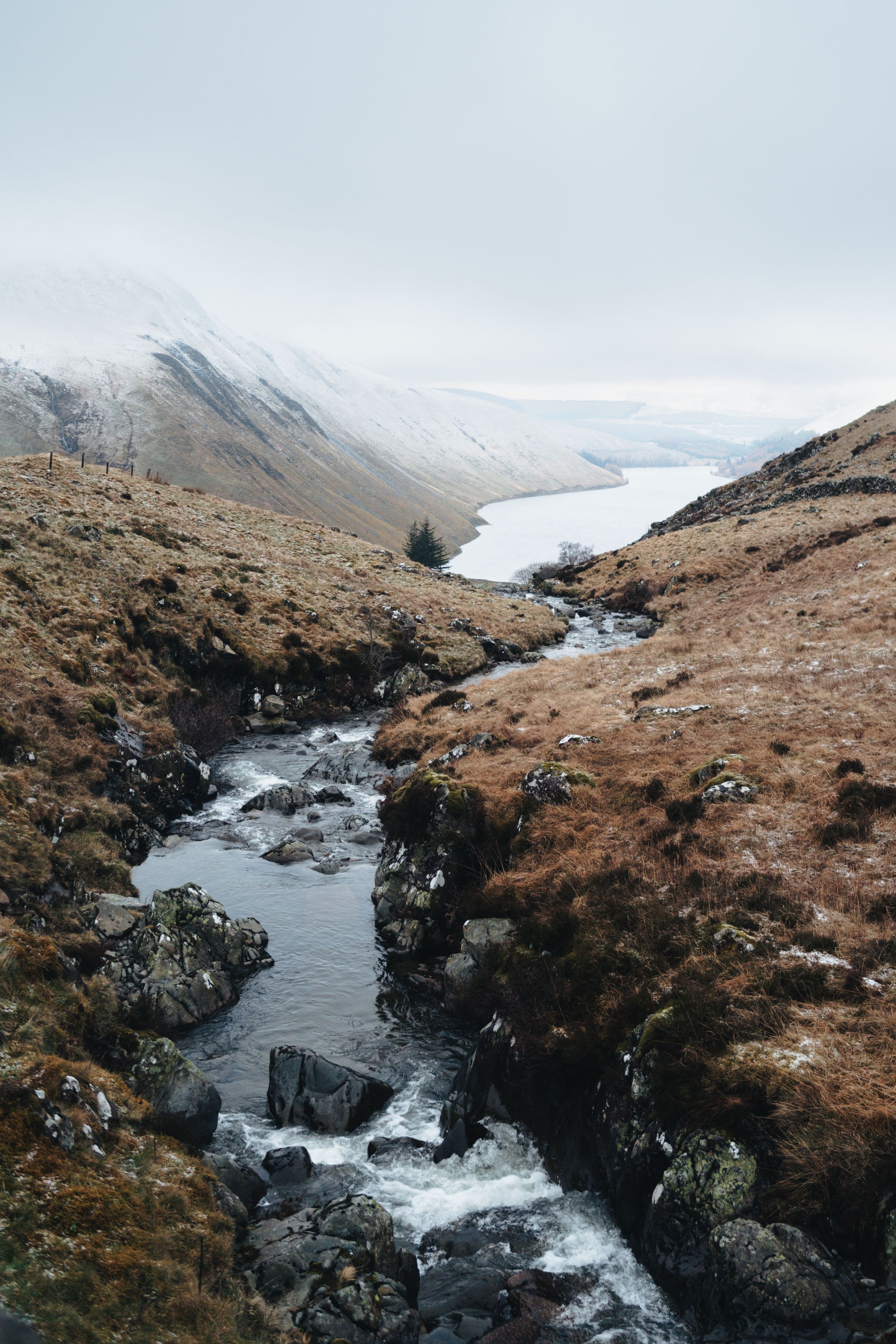 Scottish Borders - couple mountain photoshoot - Emilia Czarnota ...