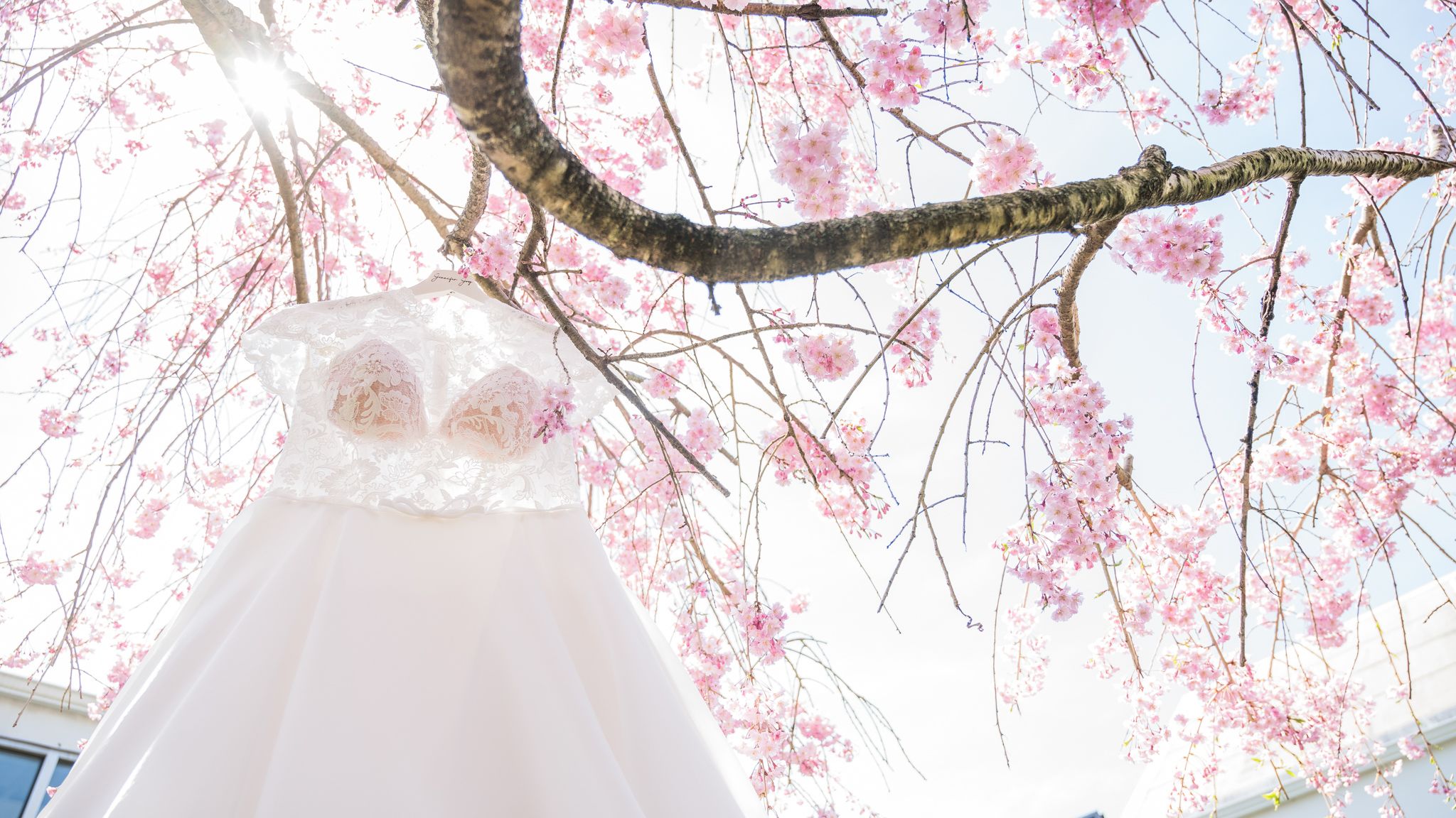 Jennifer & Bryan: A Timeless Wedding at Flowerfield Celebrations ...