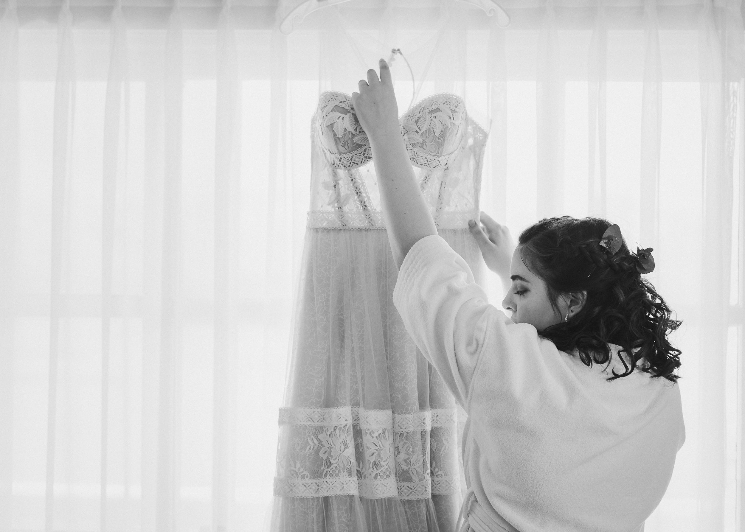 Megan & Alexi's Quirky Carmel Wedding at Mission Ranch - Picturist ...