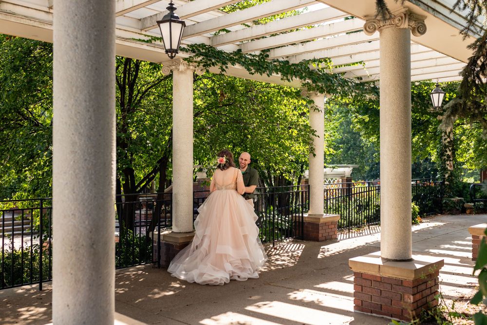 8 Stunning Omaha-Area Garden Wedding Venues - BrightSide Creative