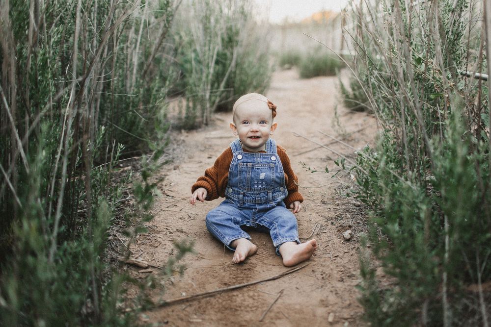 Justine and Her Littles // Lush Desert Family Portrait Session - Mesa ...