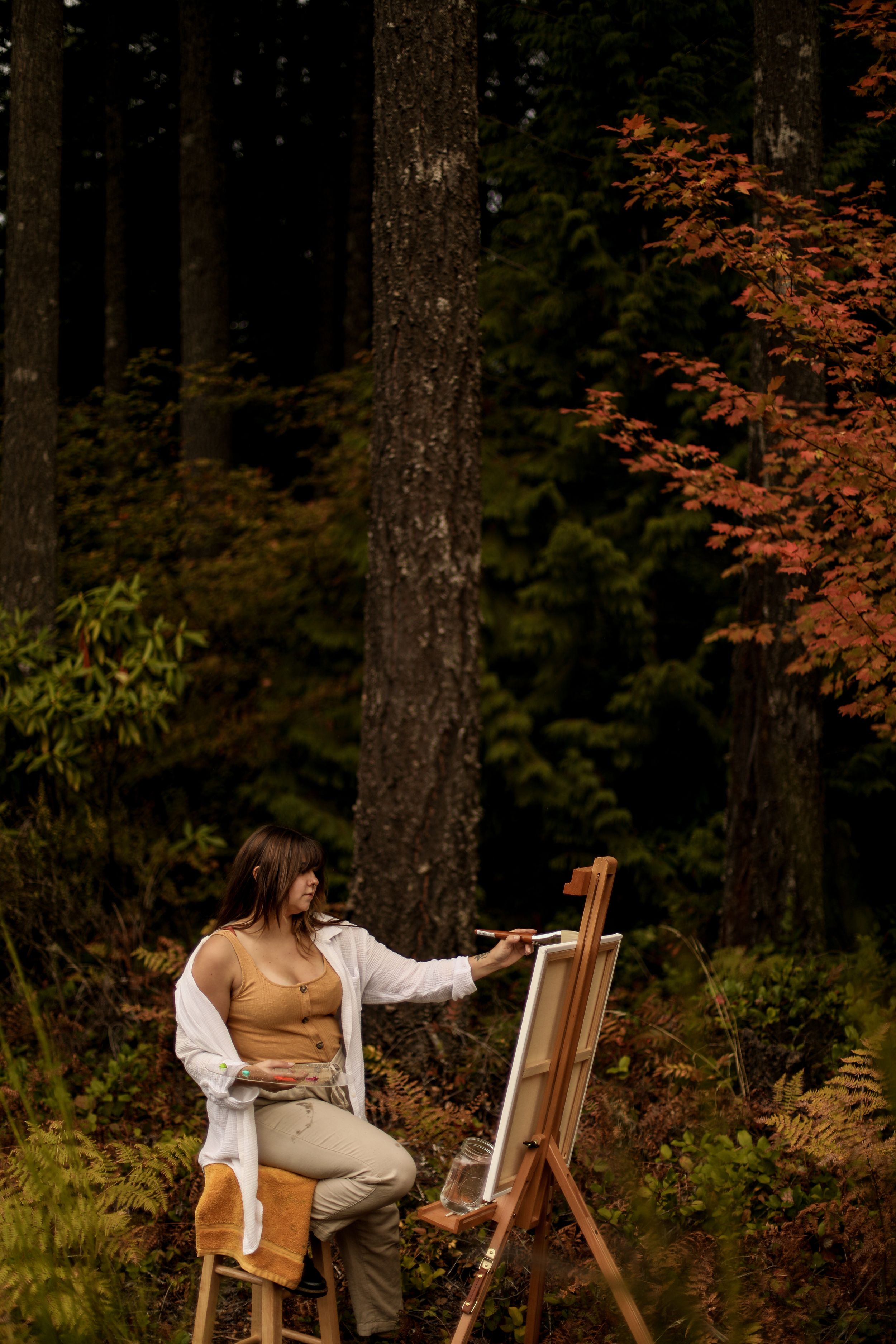 Colorful Photoshoot Ideas: An Artist Using Paint - Emma K Photo: Oregon ...