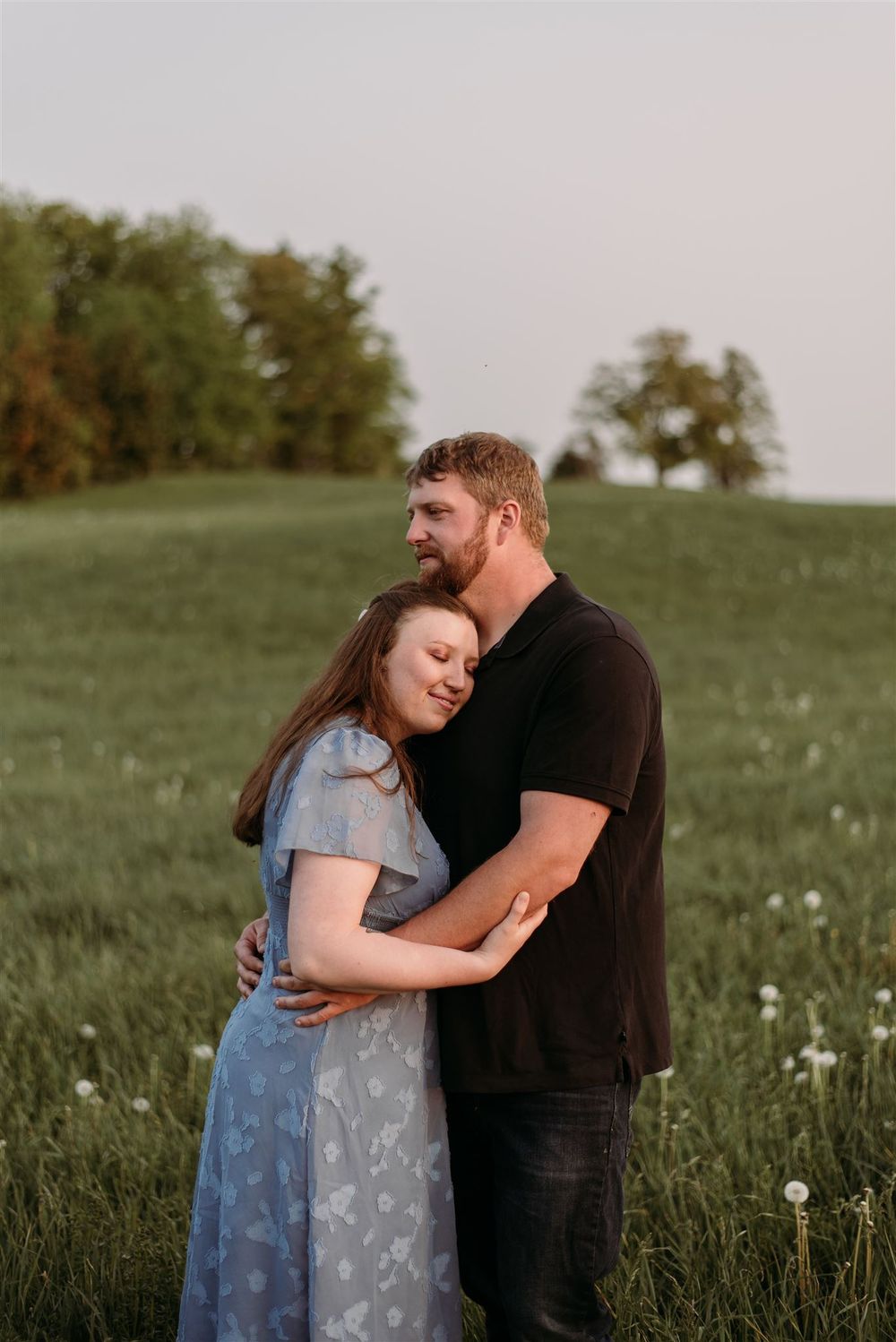 An engagement session at Scotsdale Farm - Muskoka and Barrie Wedding ...