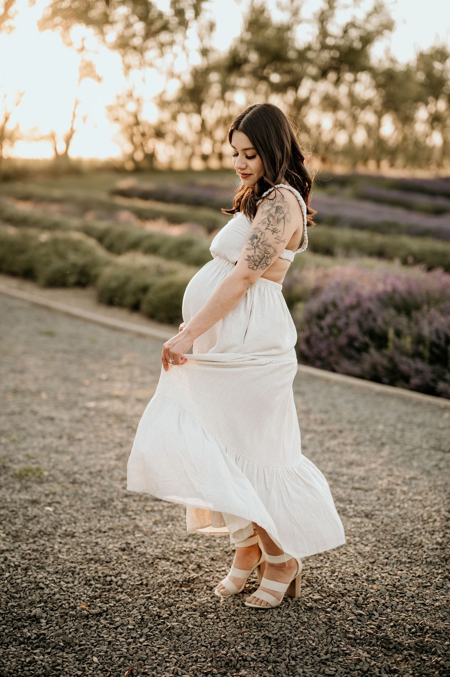Dreamy Maternity Session at Blue Mountain Lavender Farm - Sydney ...