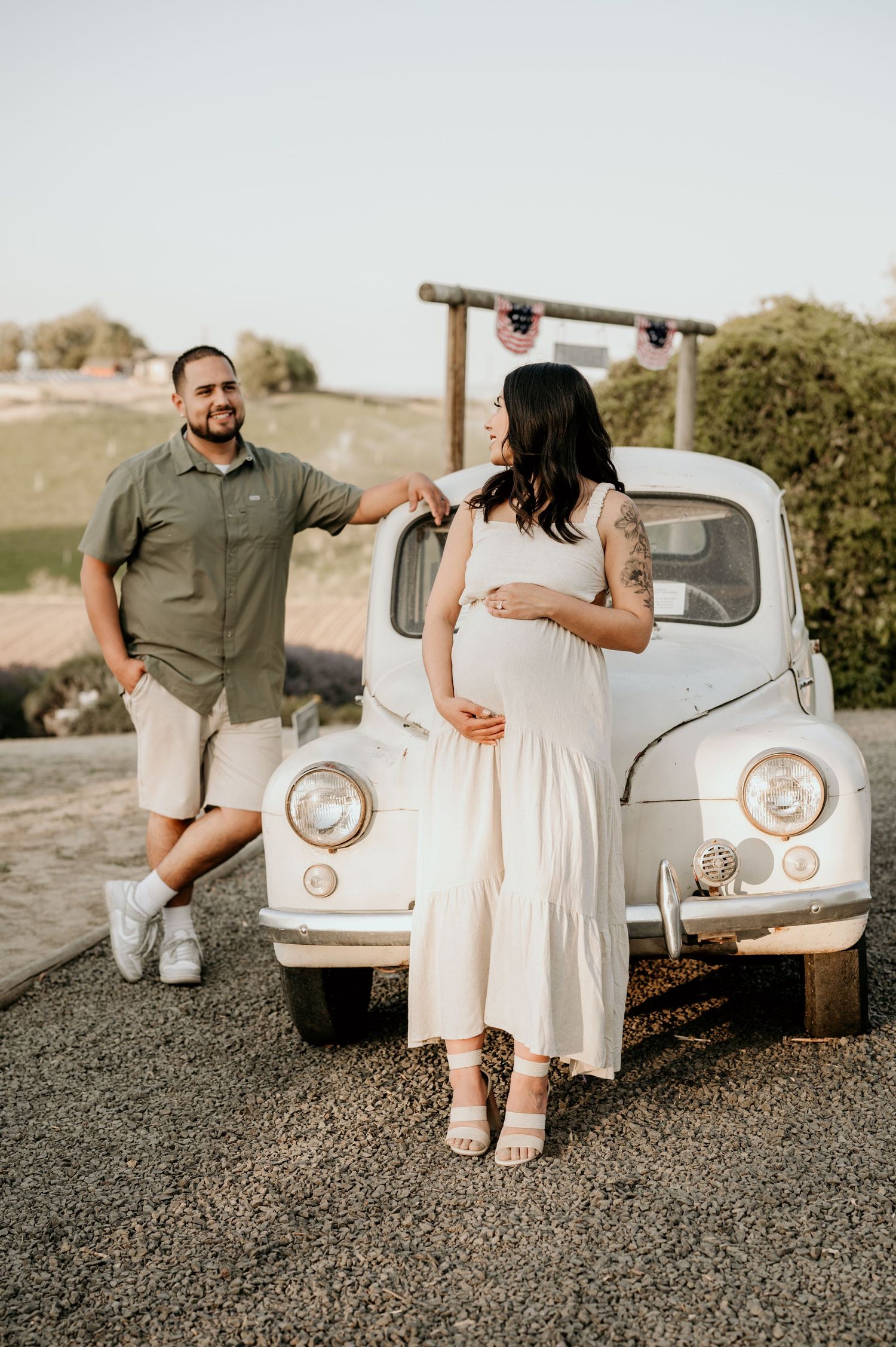 Dreamy Maternity Session at Blue Mountain Lavender Farm - Sydney ...
