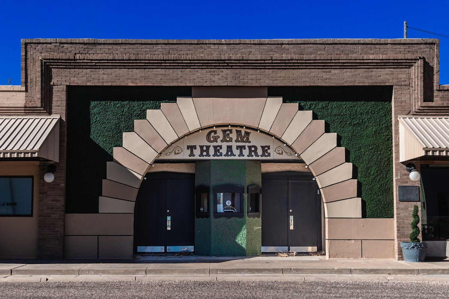 Small Town Cinema - Really Good Photo Video