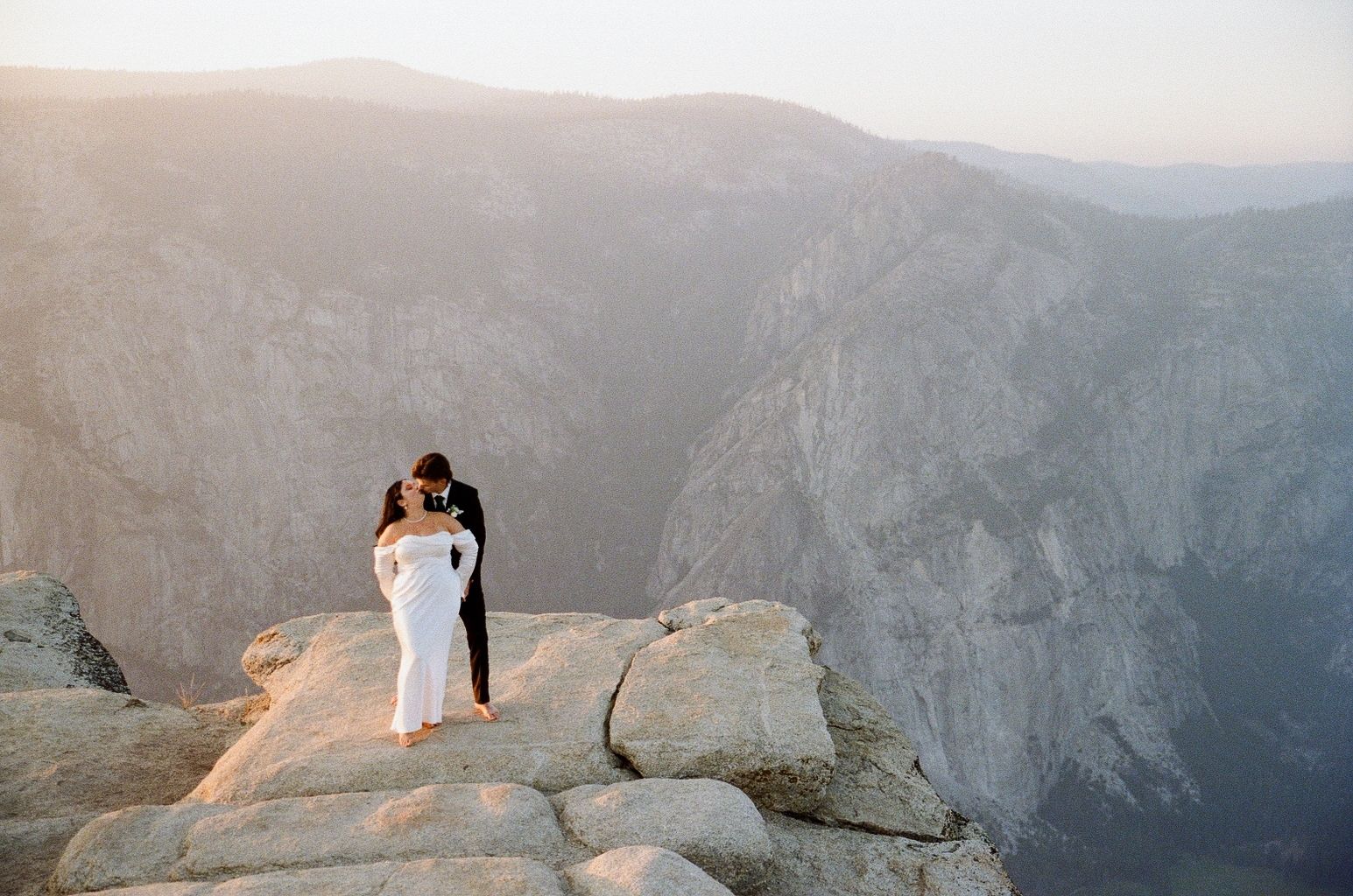 How to Elope in Yosemite | Yosemite Elopement Photographer