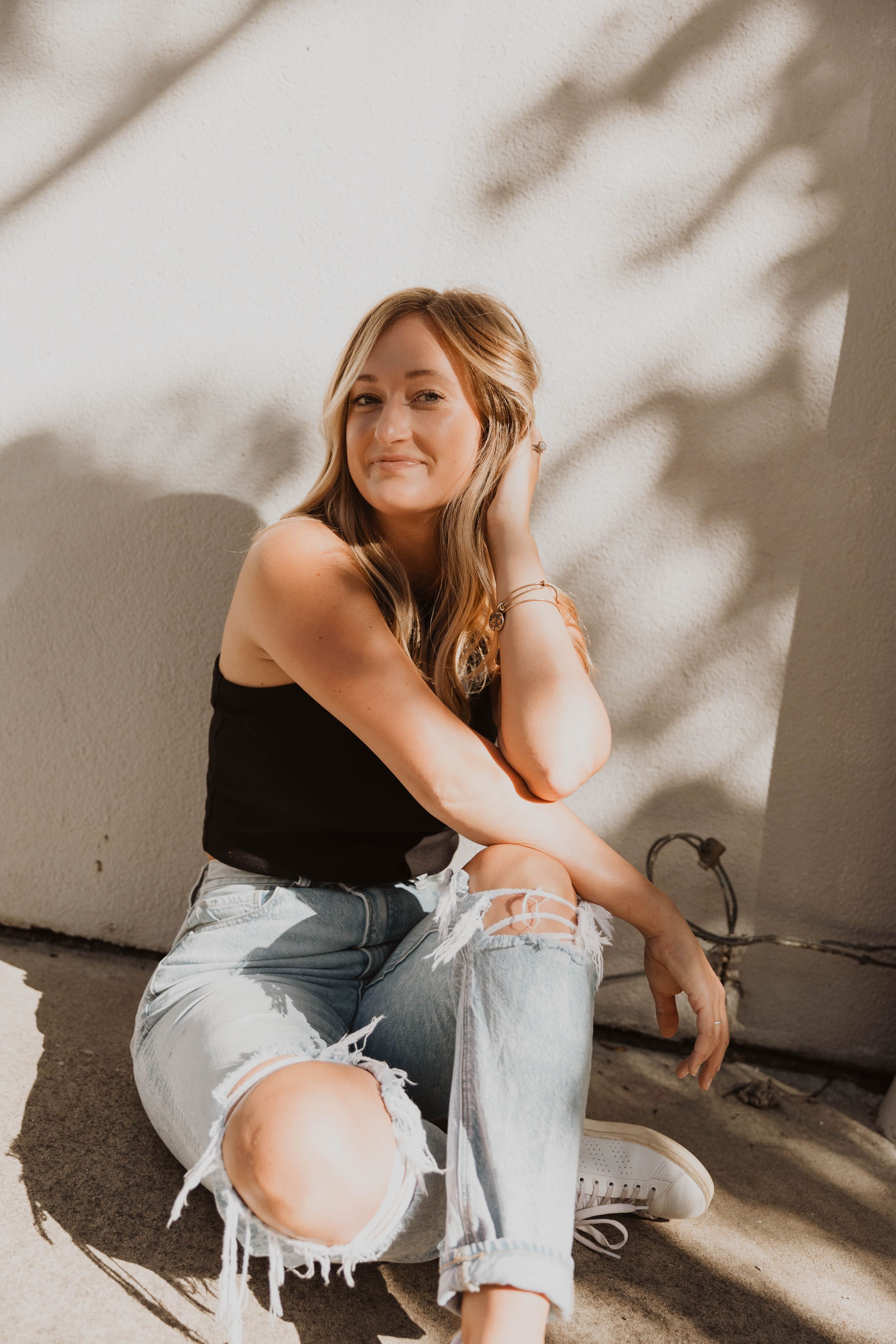 Maddie Patton Photo/ ABOUT - Maddie Patton Photo