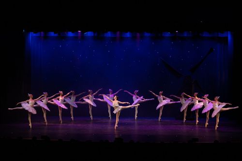 En Pointe Productions