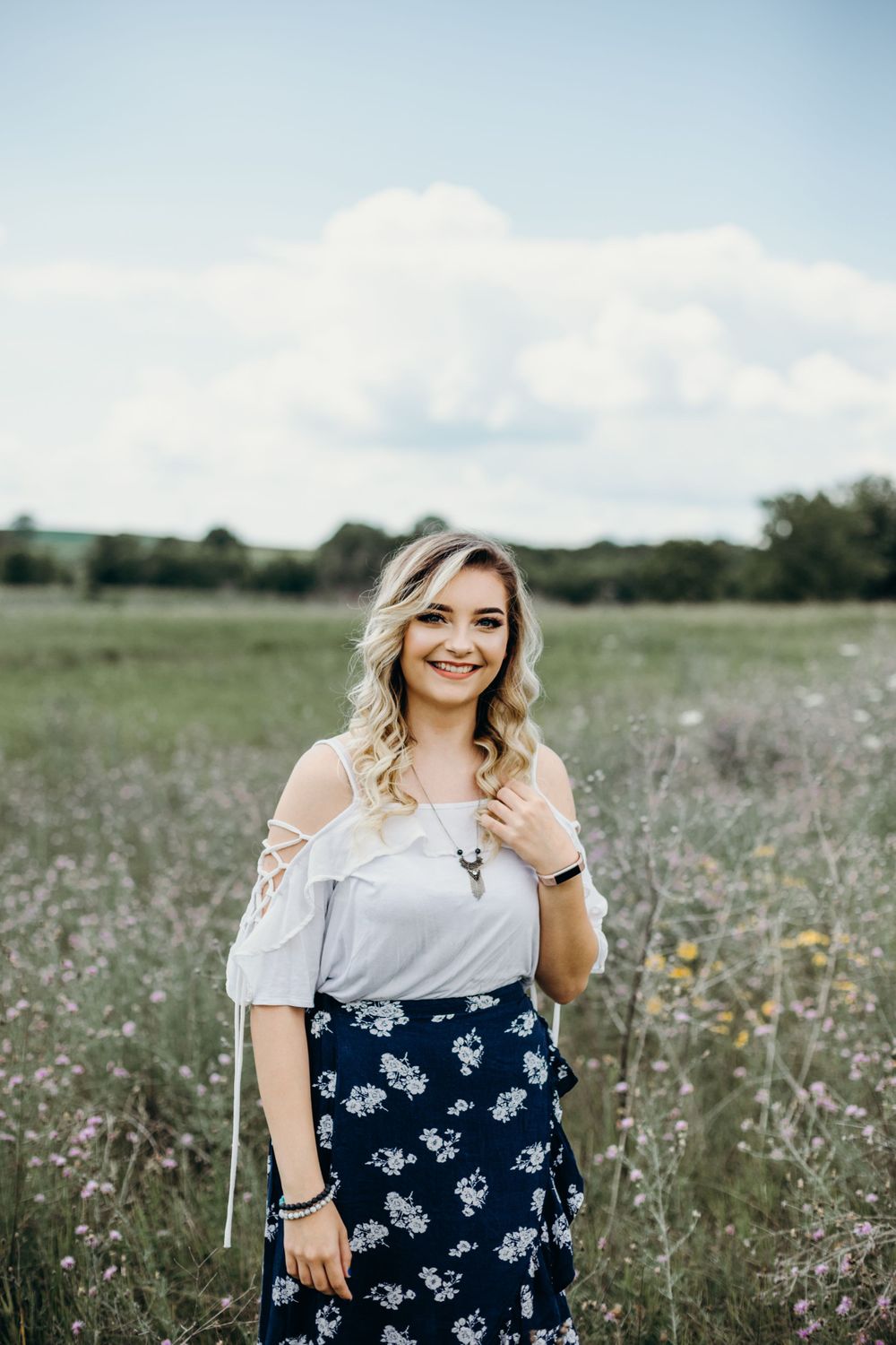 Senior Photographer - America Roe Photography by Crystal Joy